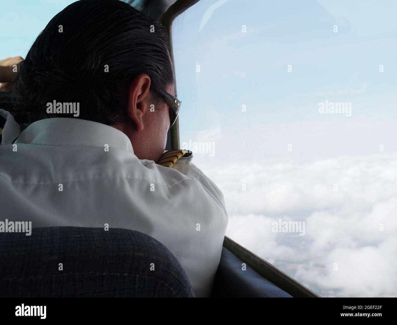 Pilot officer aircraft hi-res stock photography and images - Alamy