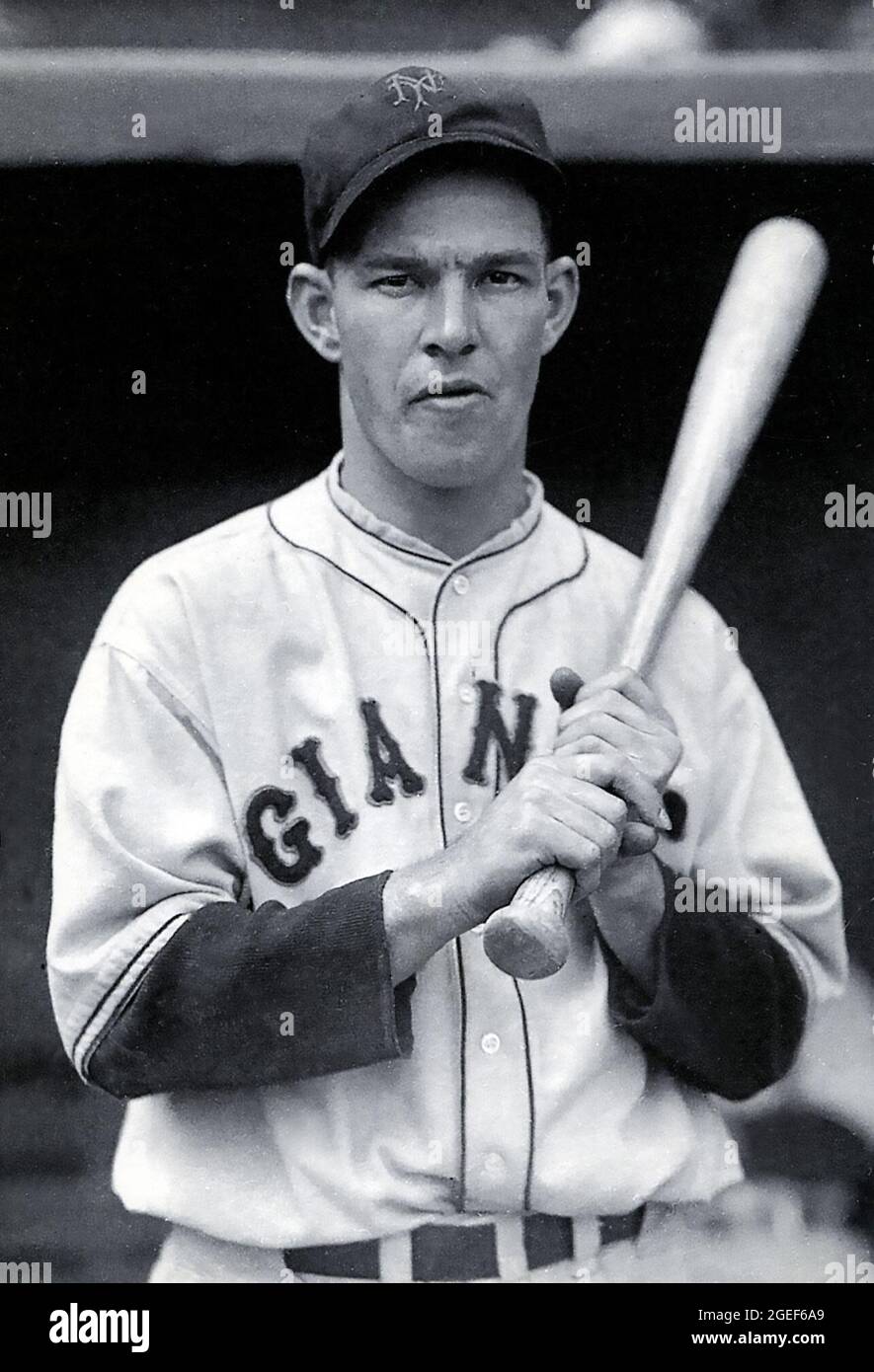 Black and white photograph of baseball Hall of Fame player Mel Ott of ...