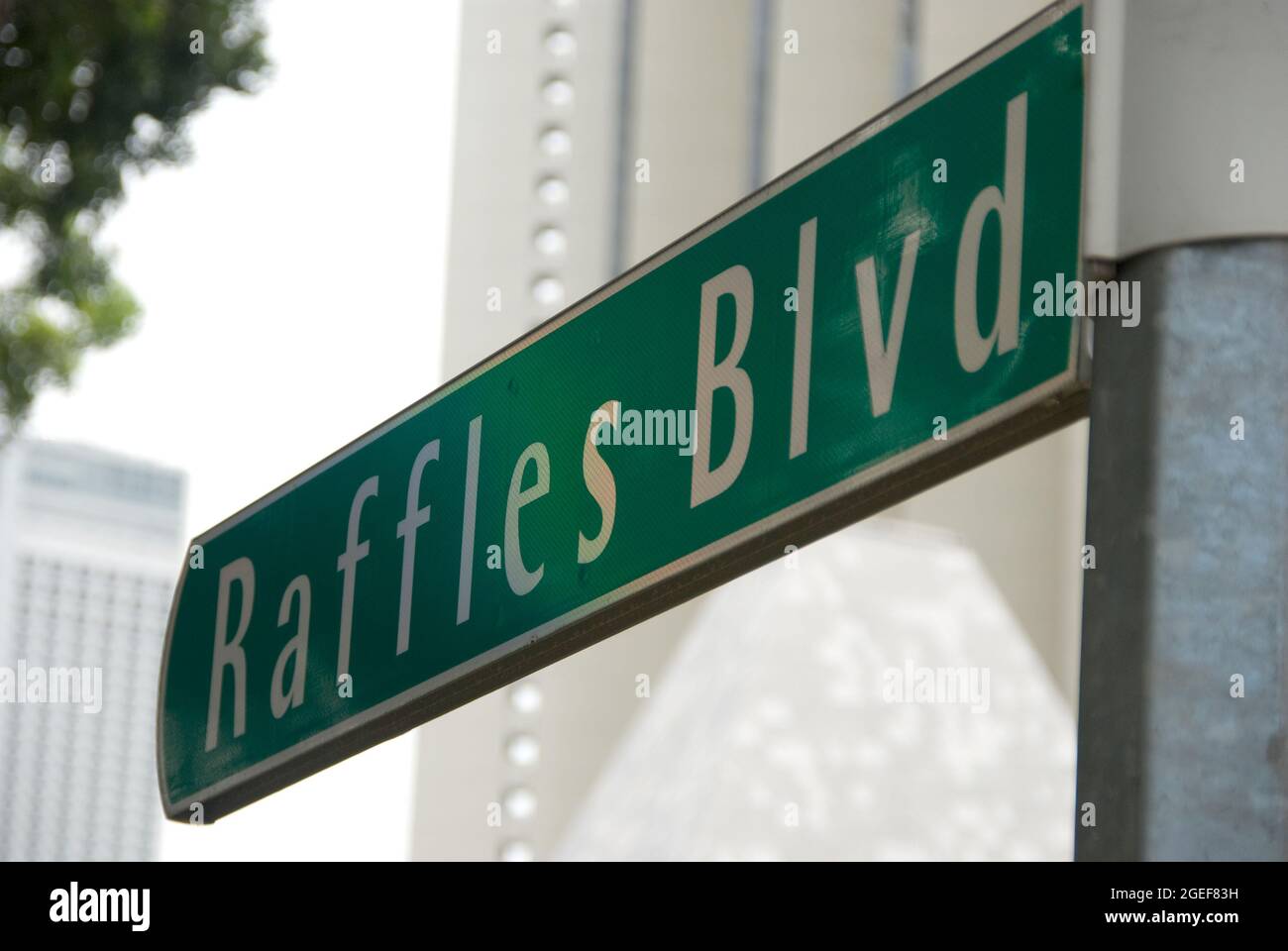 Raffles Boulevard street sign in Singapore Stock Photo - Alamy