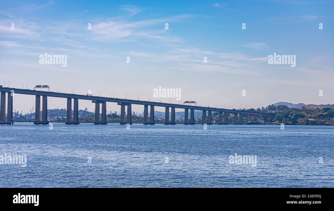 Presidente Costa e Silva Bridge, popularly known as the Rio-Niterói ...