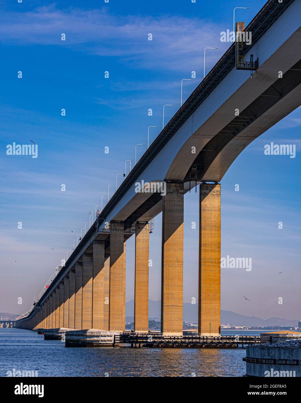 Presidente Costa e Silva Bridge, popularly known as the Rio-Niterói ...