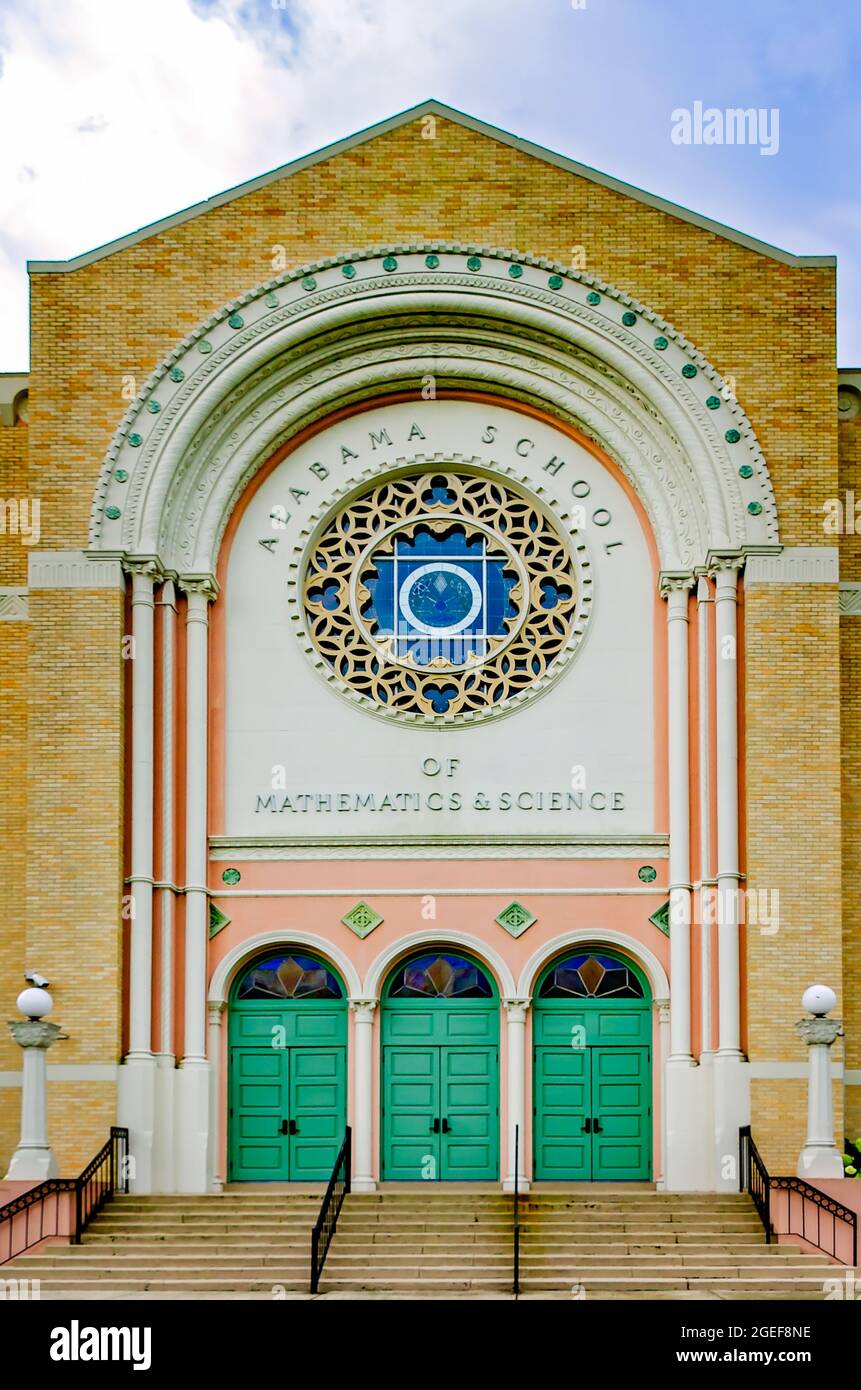 Mobile college entrance hi-res stock photography and images - Alamy