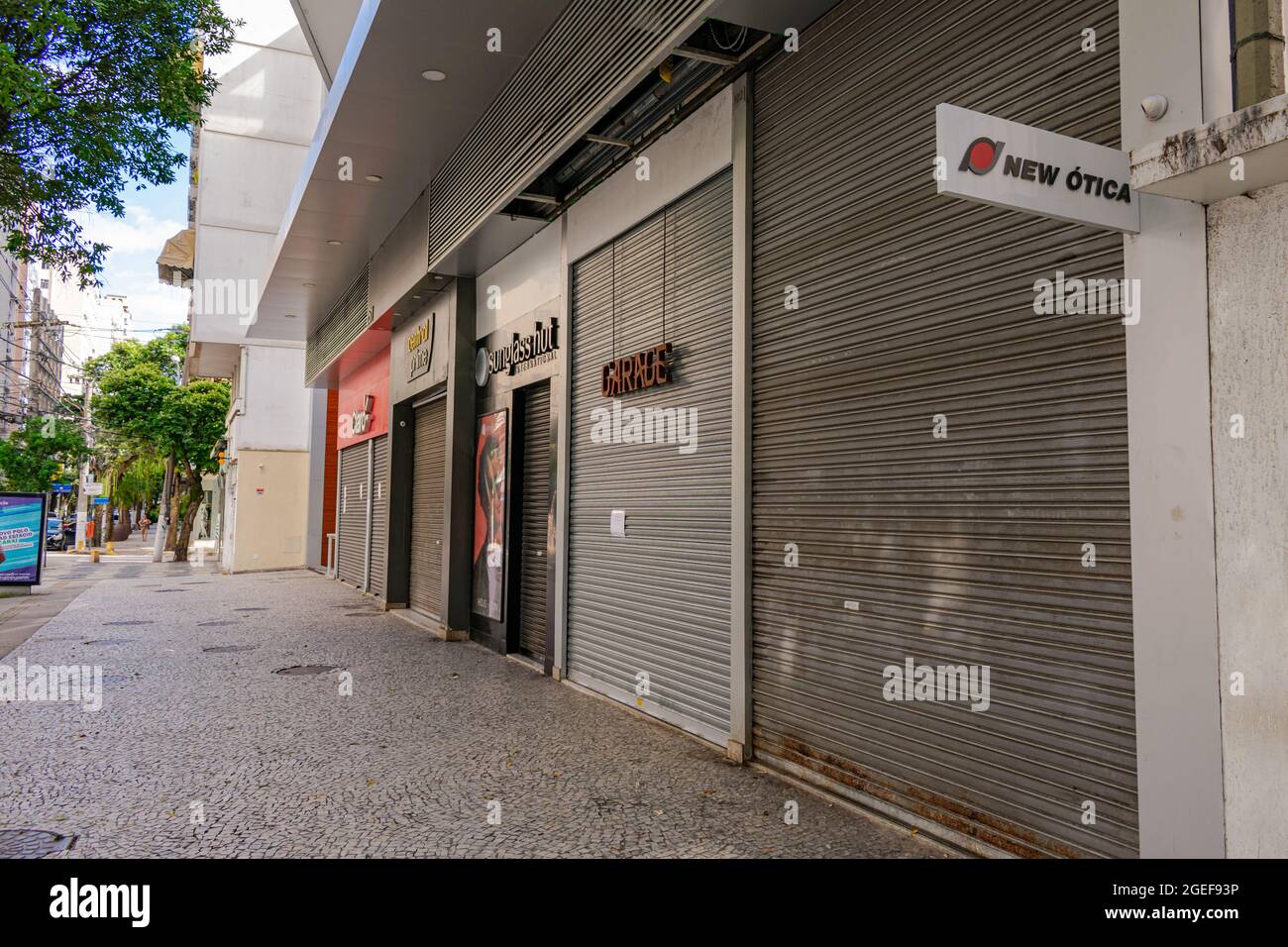 Niterói, Rio de Janeiro, Brazil - CIRCA 2020: Stores temporarily closed ...