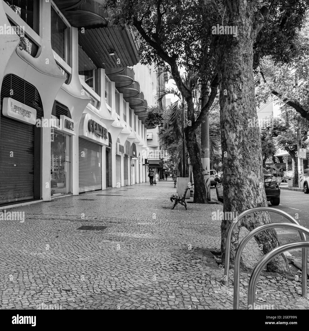 Stores closed due covid Black and White Stock Photos & Images - Alamy
