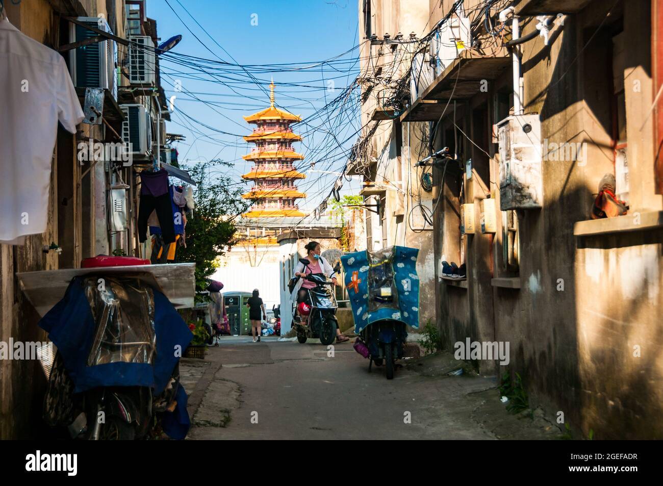 Traditional chinese temple in qibao hi-res stock photography and images ...