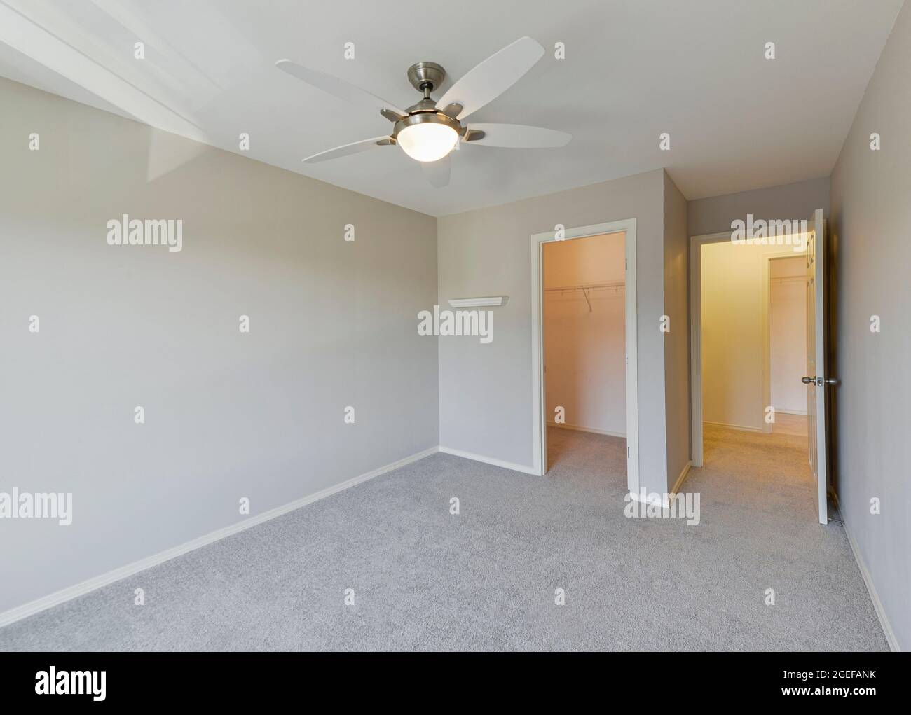 Modern residential empty bedroom interior Stock Photo - Alamy