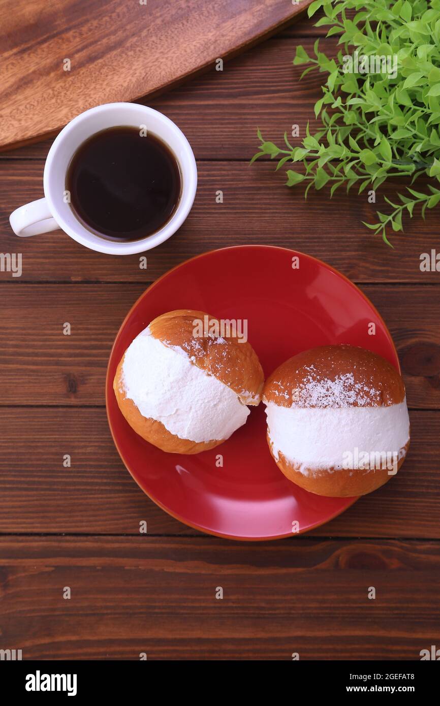 Rome food cakes hi-res stock photography and images - Alamy