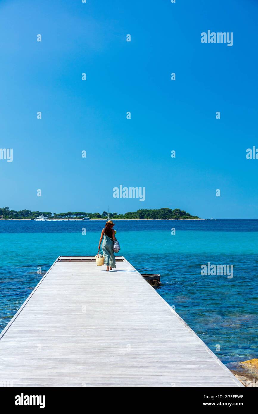 FRANCE, ALPES-MARITIMES (06) CANNES PALM BEACH Stock Photo - Alamy