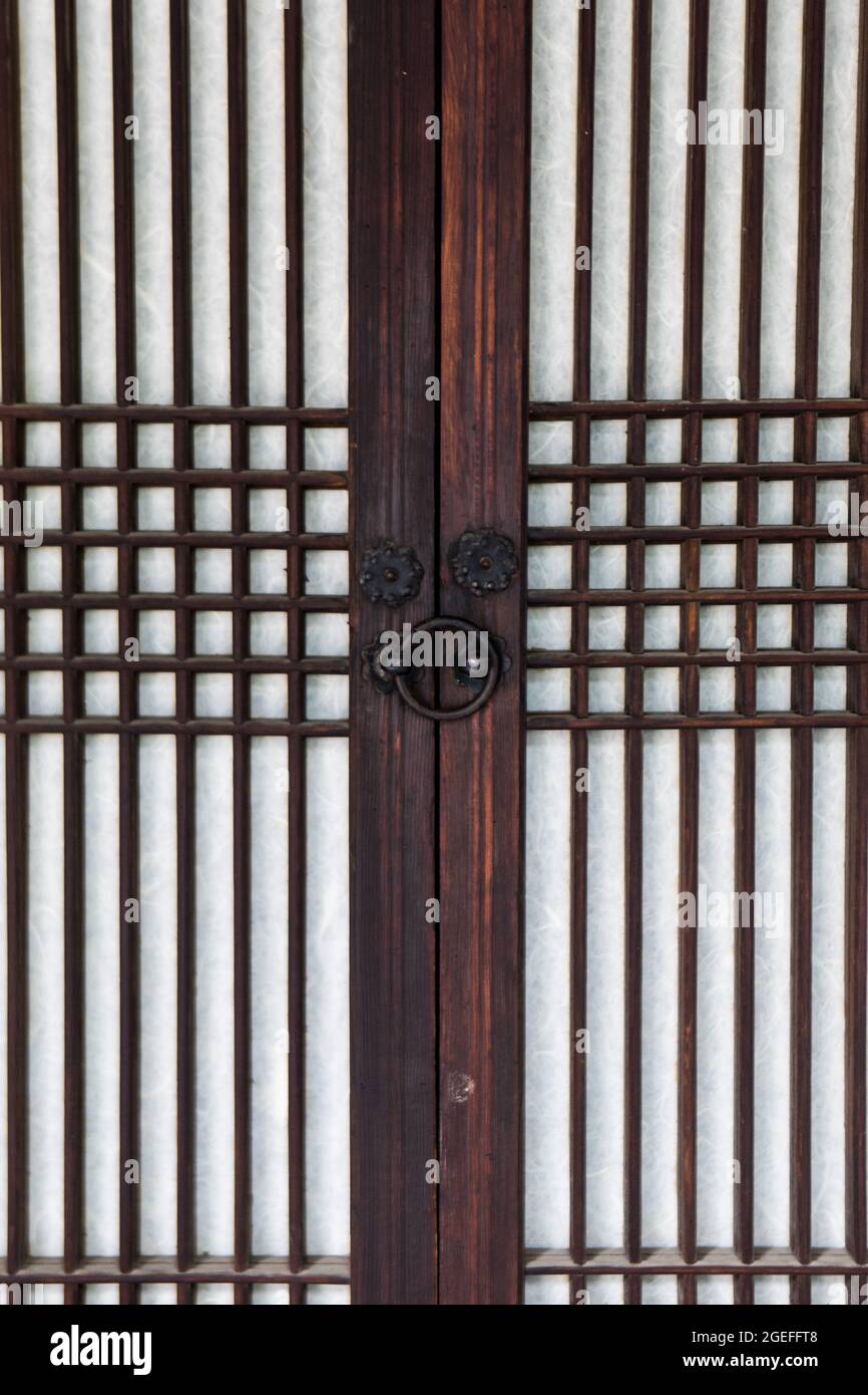Closeup of Korean traditional wooden window Stock Photo - Alamy