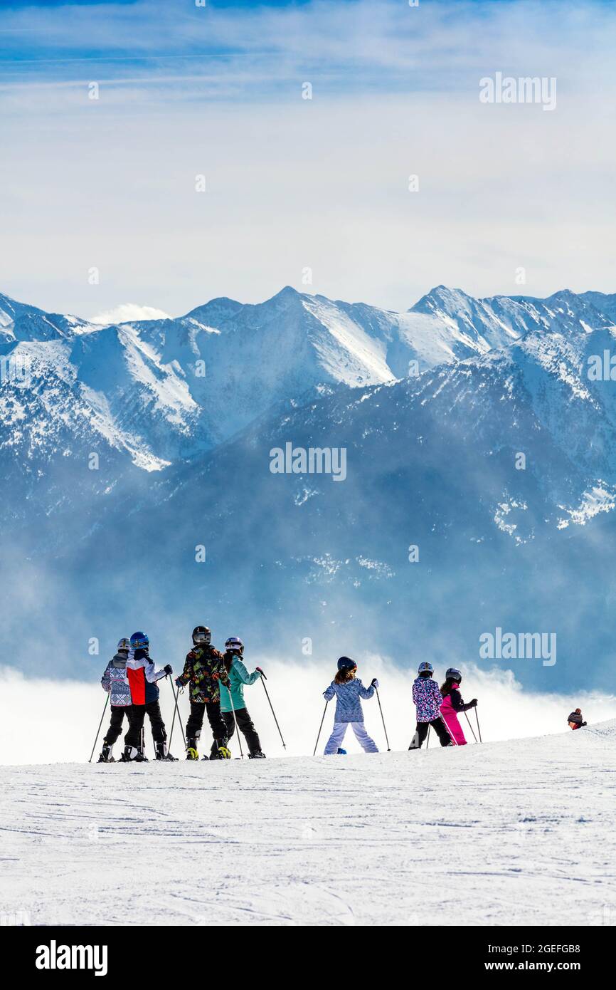 FRANCE, PYRENEES-ORIENTALES (66) LES ANGLES SKI RESORT Stock Photo - Alamy