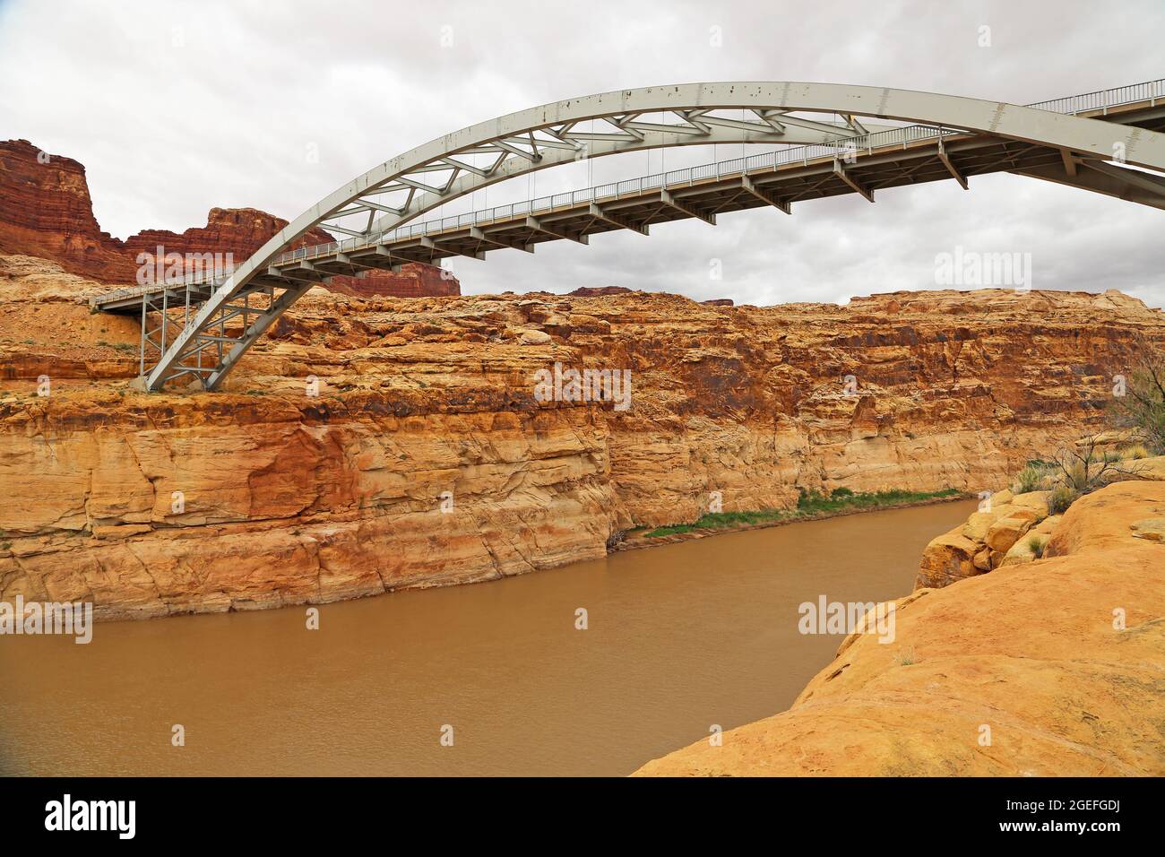 Colorado river crossing hi-res stock photography and images - Alamy