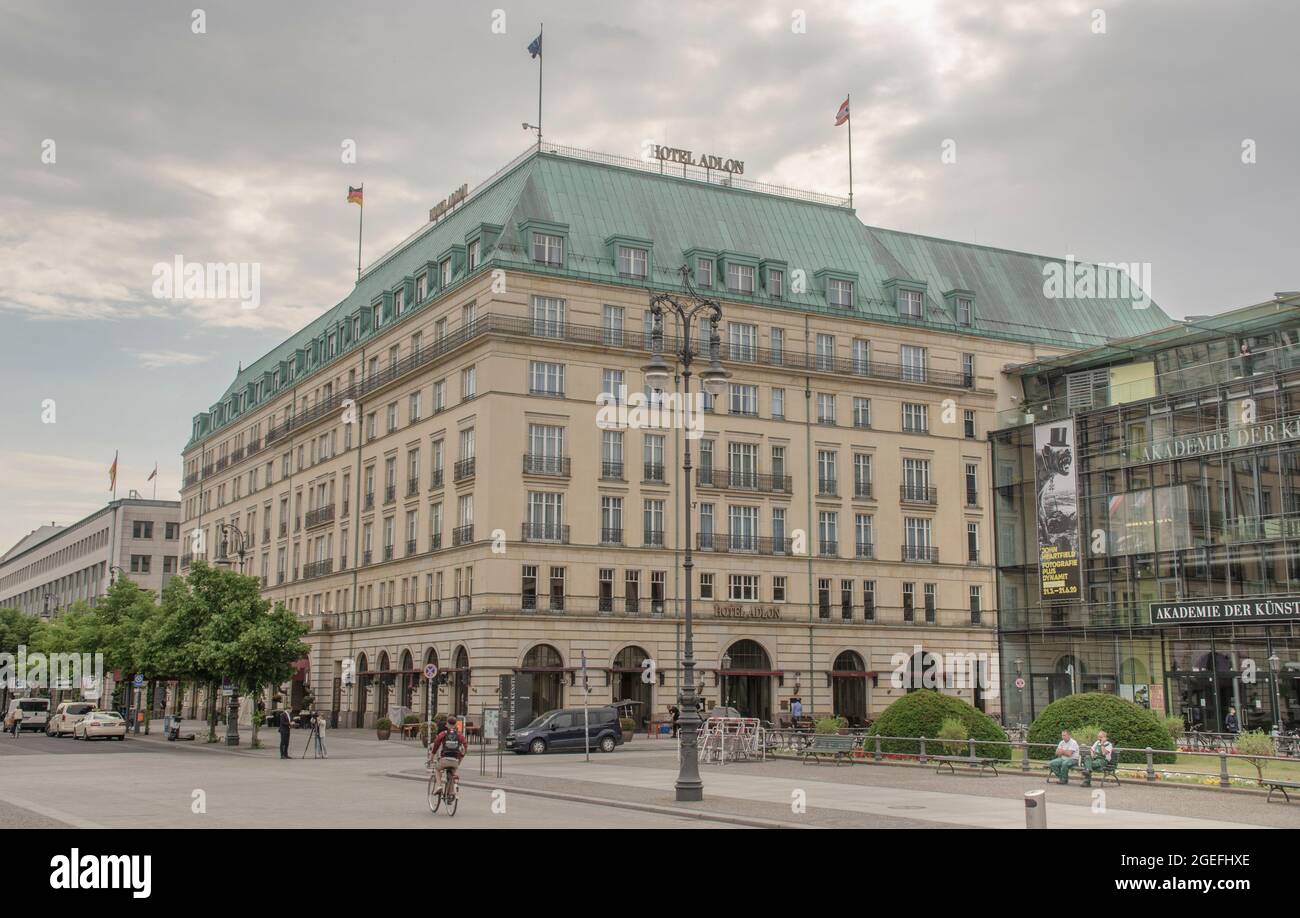 Berlin: Neues Hotel Adlon Kempinski — Das Hotel Adlon Kempinski ist ...