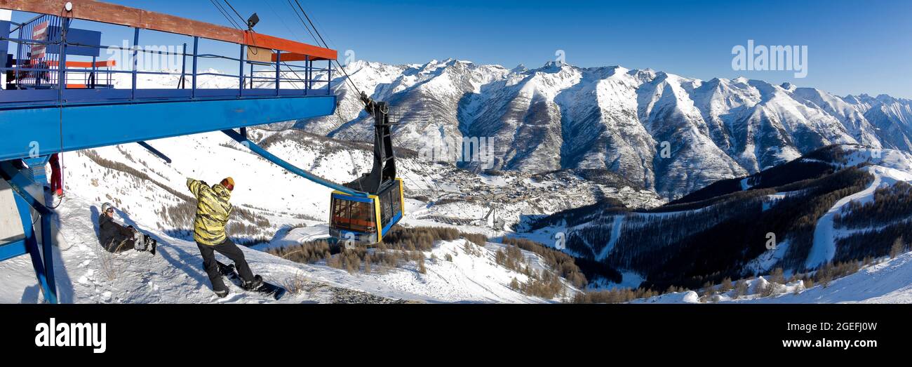 FRANCE. ALPES-MARITIMES (06) AURON SKI RESORT. MERCANTOUR NATIONAL PARK ...