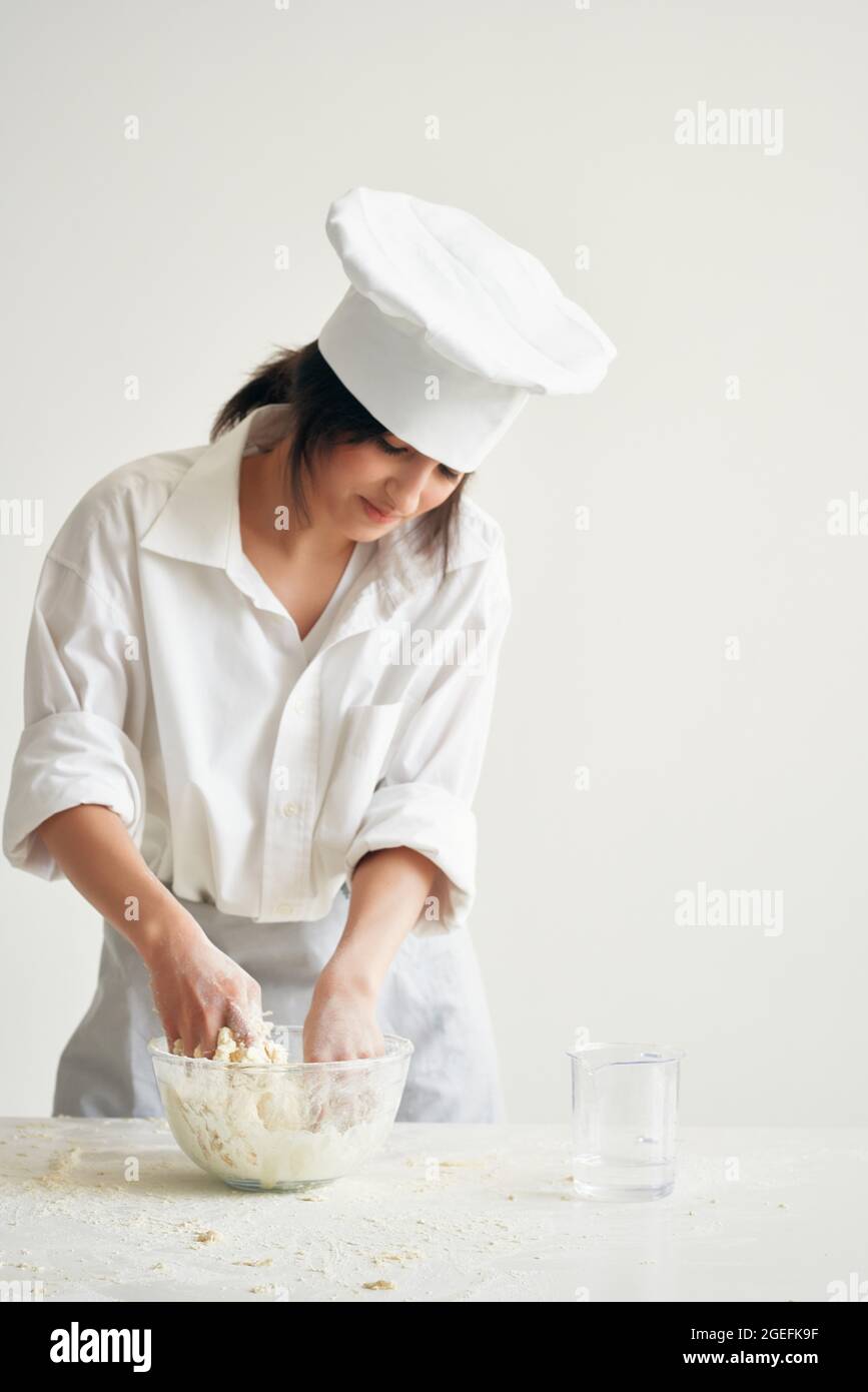 Woman chef uniform works hi-res stock photography and images - Alamy
