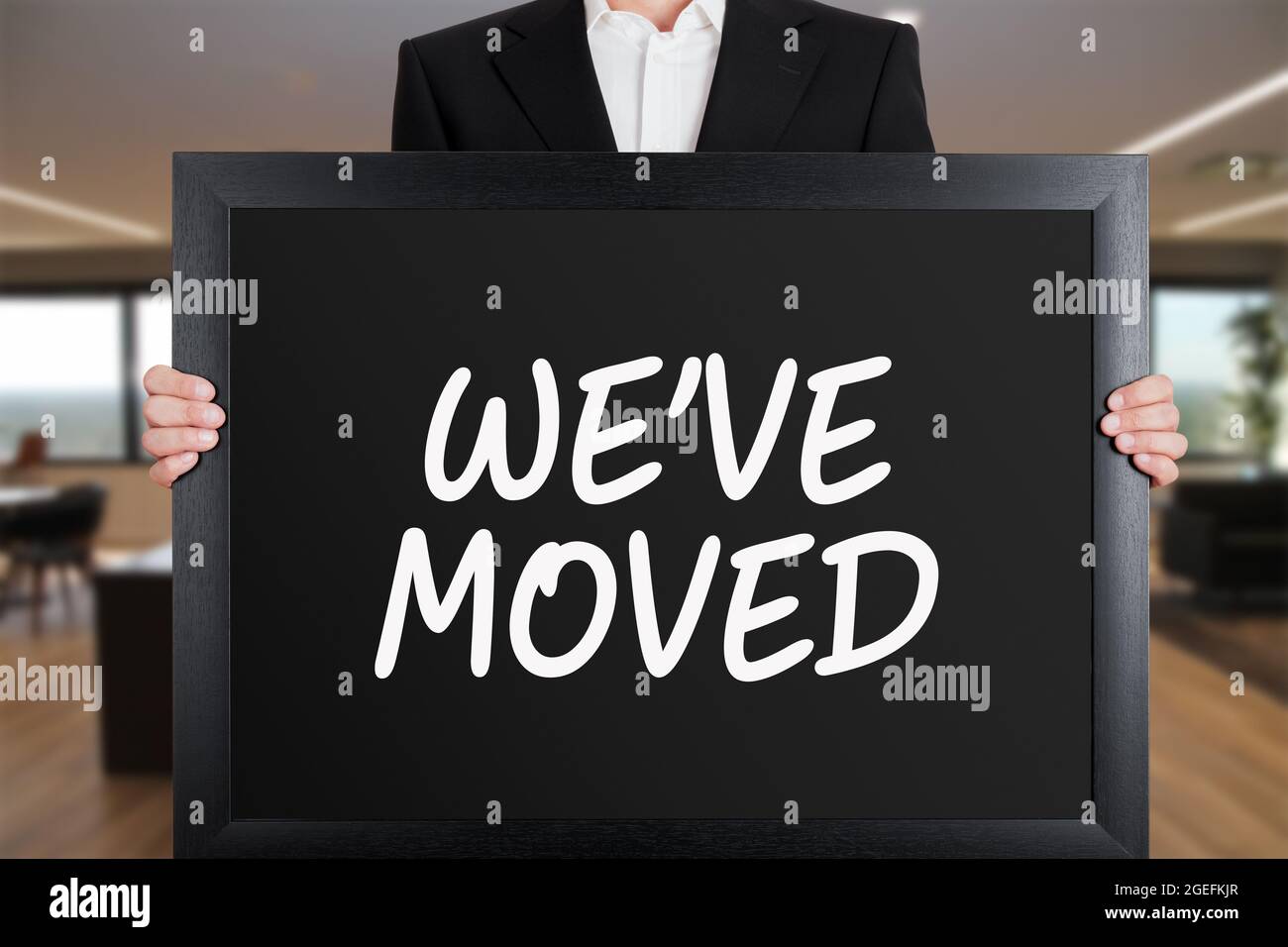 Moving announcement relocation hi-res stock photography and images - Alamy