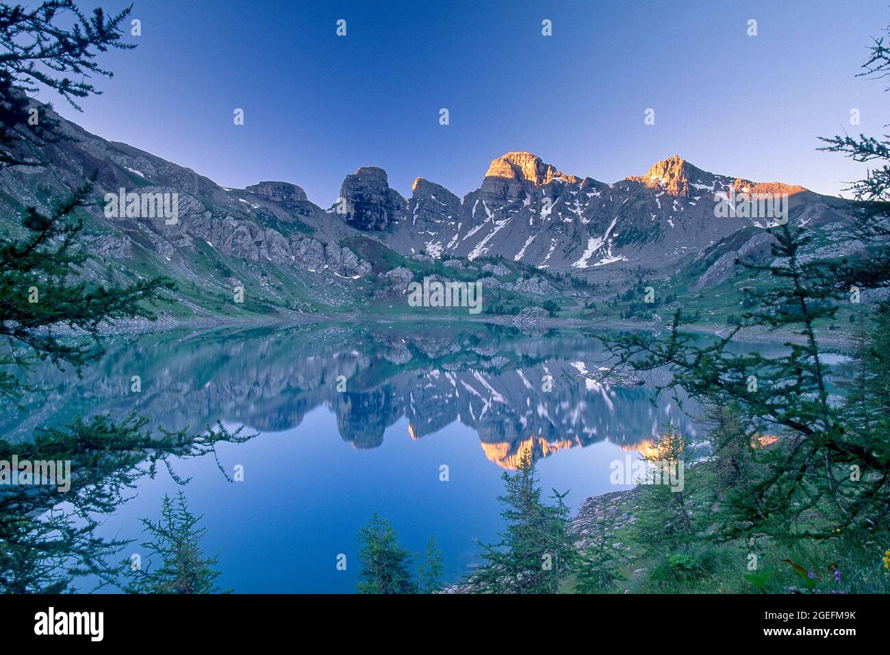 FRANCE. ALPES-DE-HAUTE-PROVENCE (04) LAKE OF ALLOS (2227 METRES Stock ...