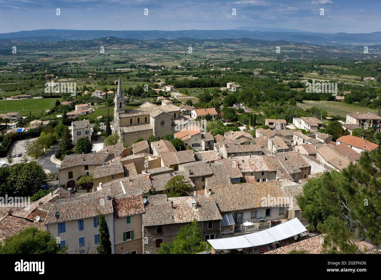 FRANCE. VAUCLUSE (84) VILLAGE OF BONNIEUX Stock Photo - Alamy