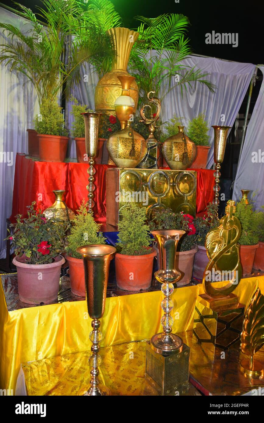 Indian wedding pots hi-res stock photography and images - Alamy