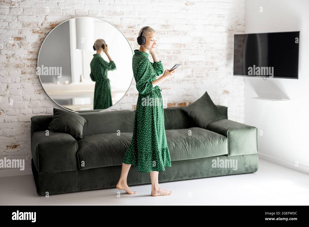 Beautiful stylish girl dancing music hi-res stock photography and ...