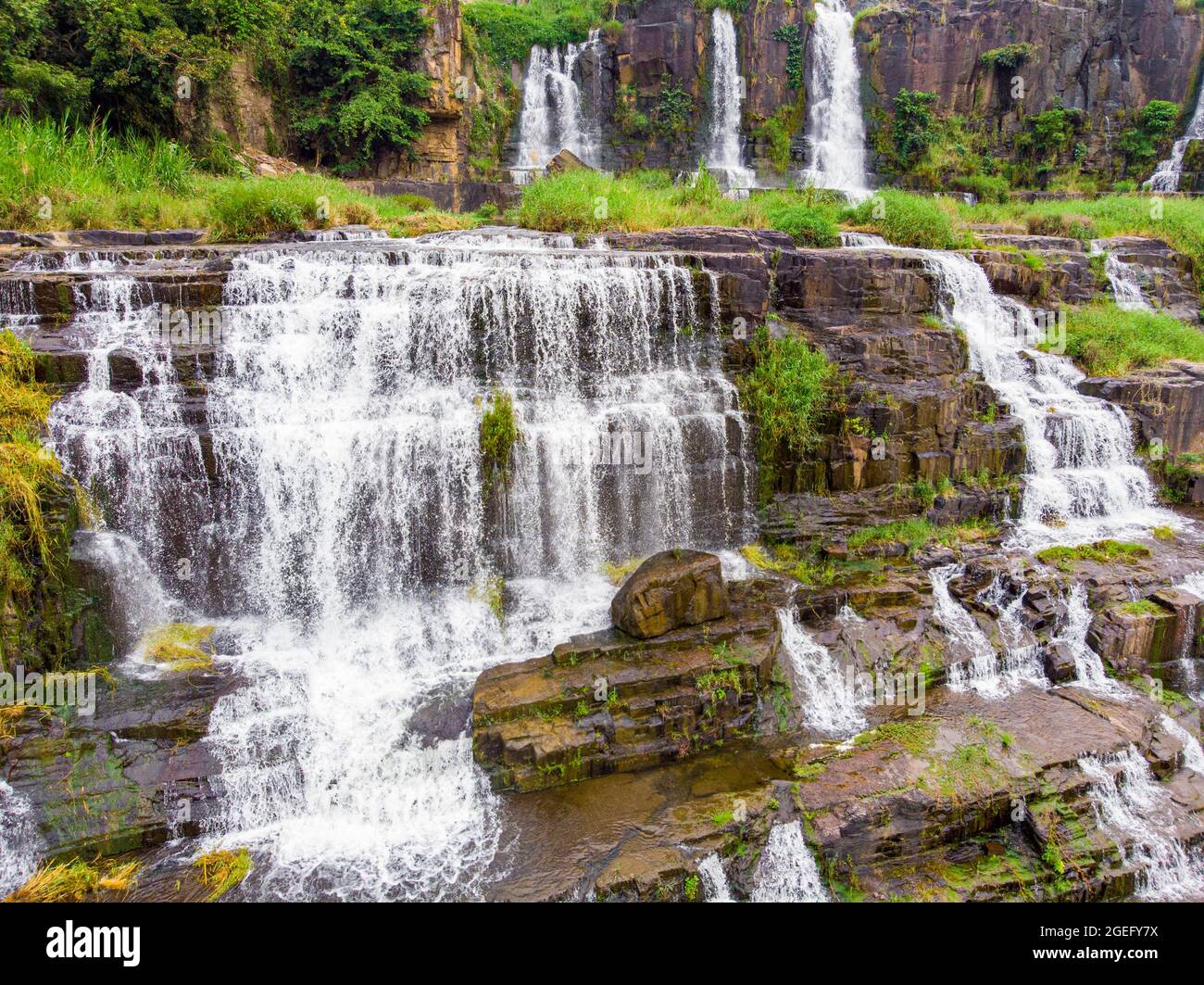 Trong dong hi-res stock photography and images - Alamy