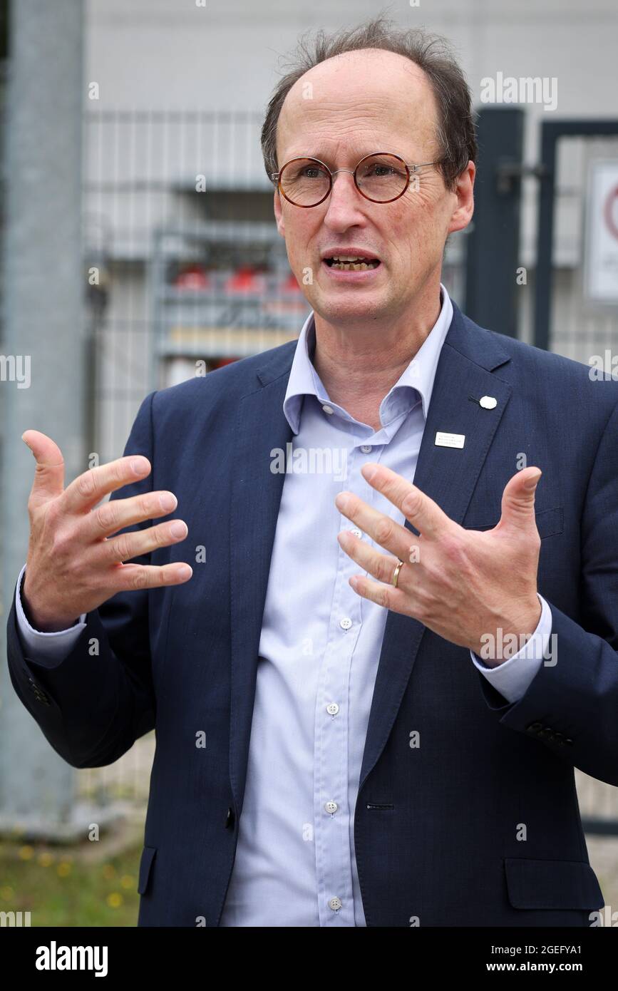 Metal hydride hydrogen storage hi-res stock photography and images - Alamy