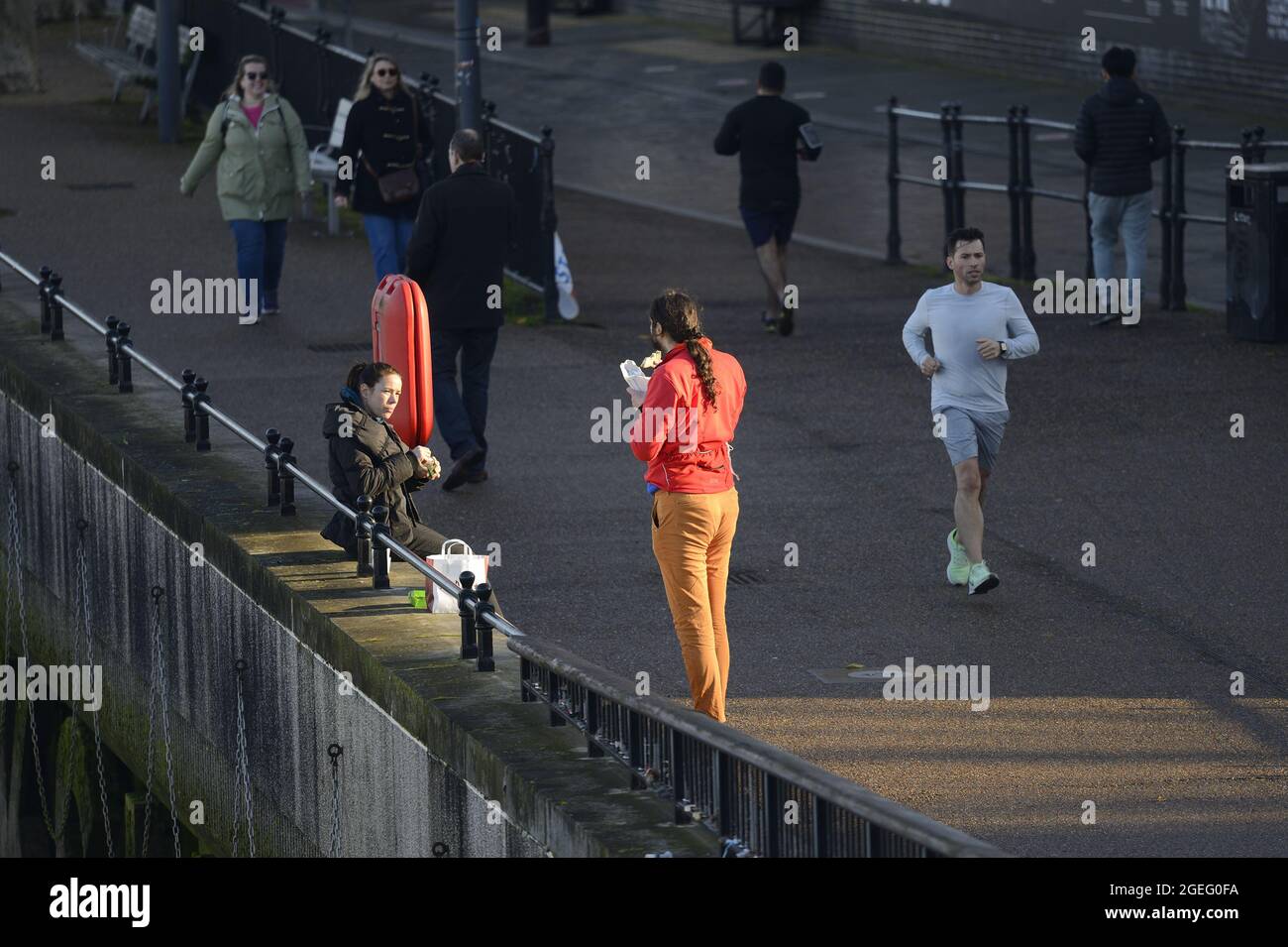 Eating and running hi-res stock photography and images - Alamy