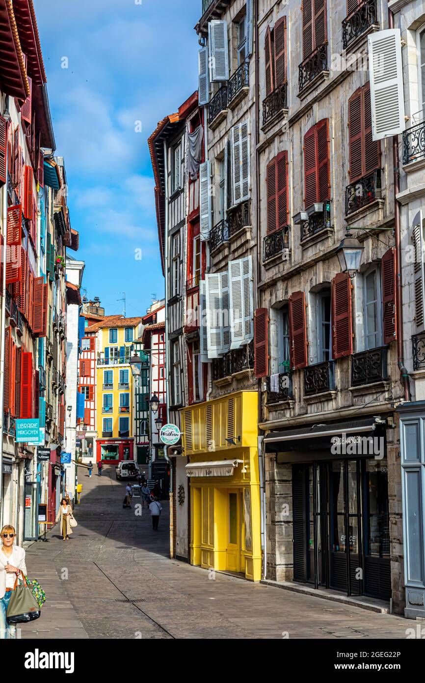 Bayonne (south western France): typical colorful building facades of ...