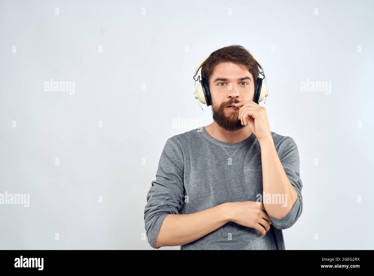 man with headphones technology music lifestyle Stock Photo - Alamy