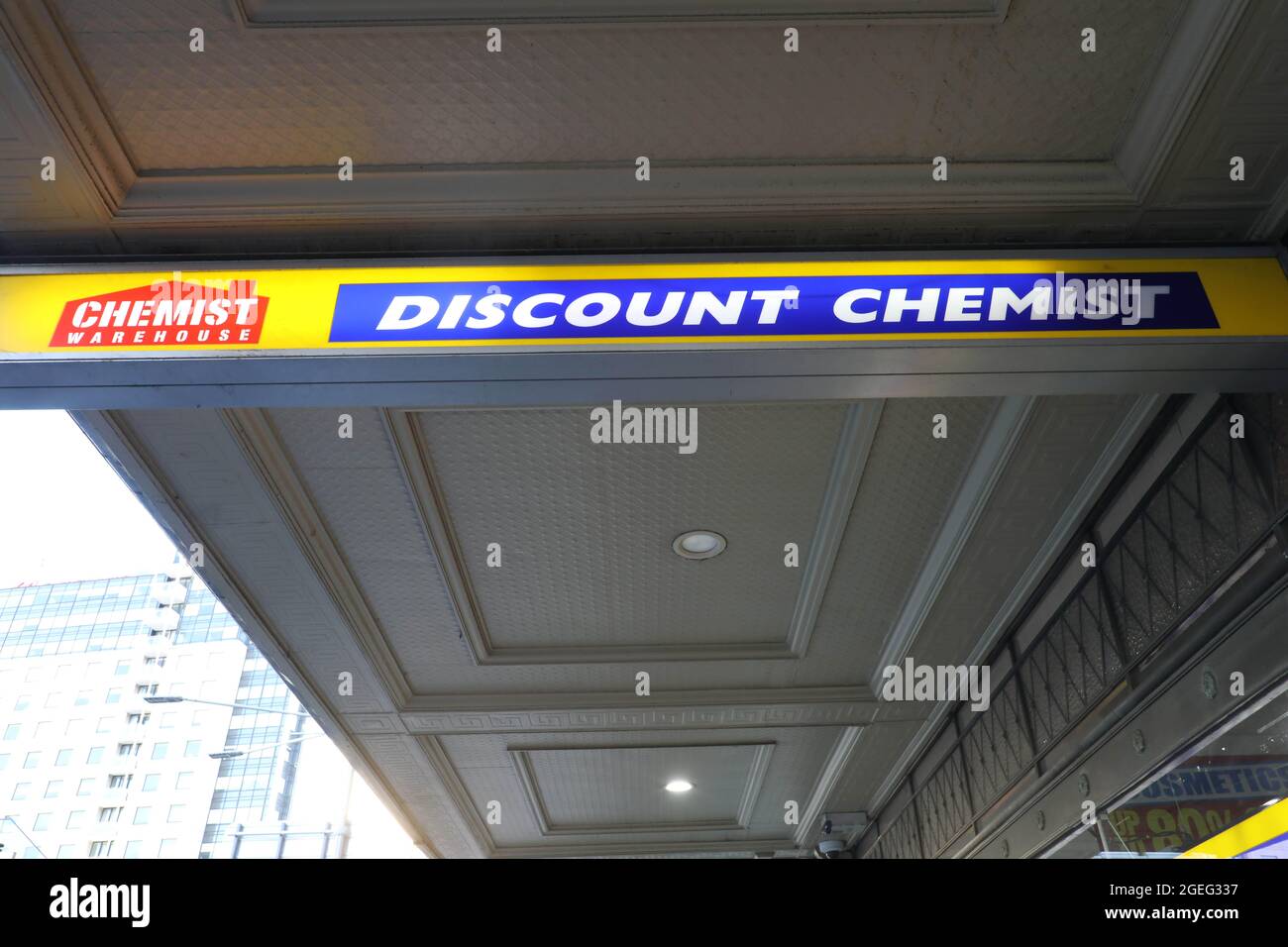 Chemist warehouse logo hi-res stock photography and images - Alamy