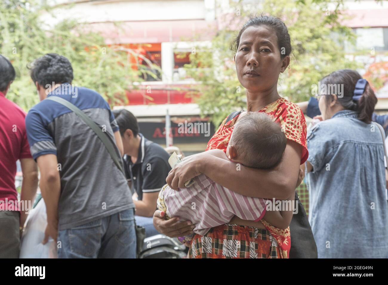 Poor khmer woman in hi-res stock photography and images - Alamy