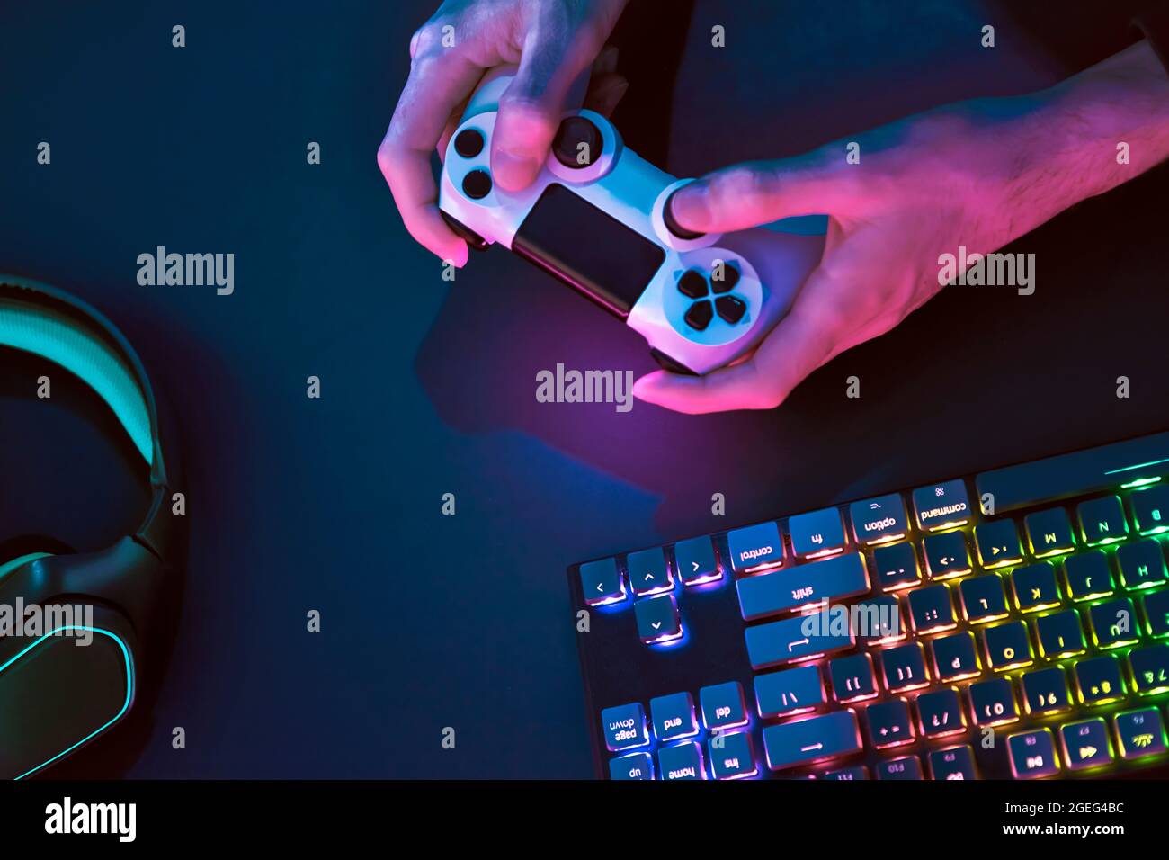 Hands down game hi-res stock photography and images - Alamy