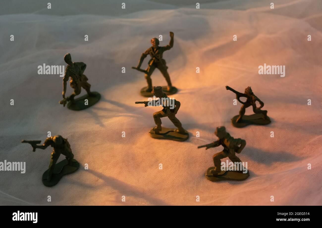 Cloth simulation hi-res stock photography and images - Alamy