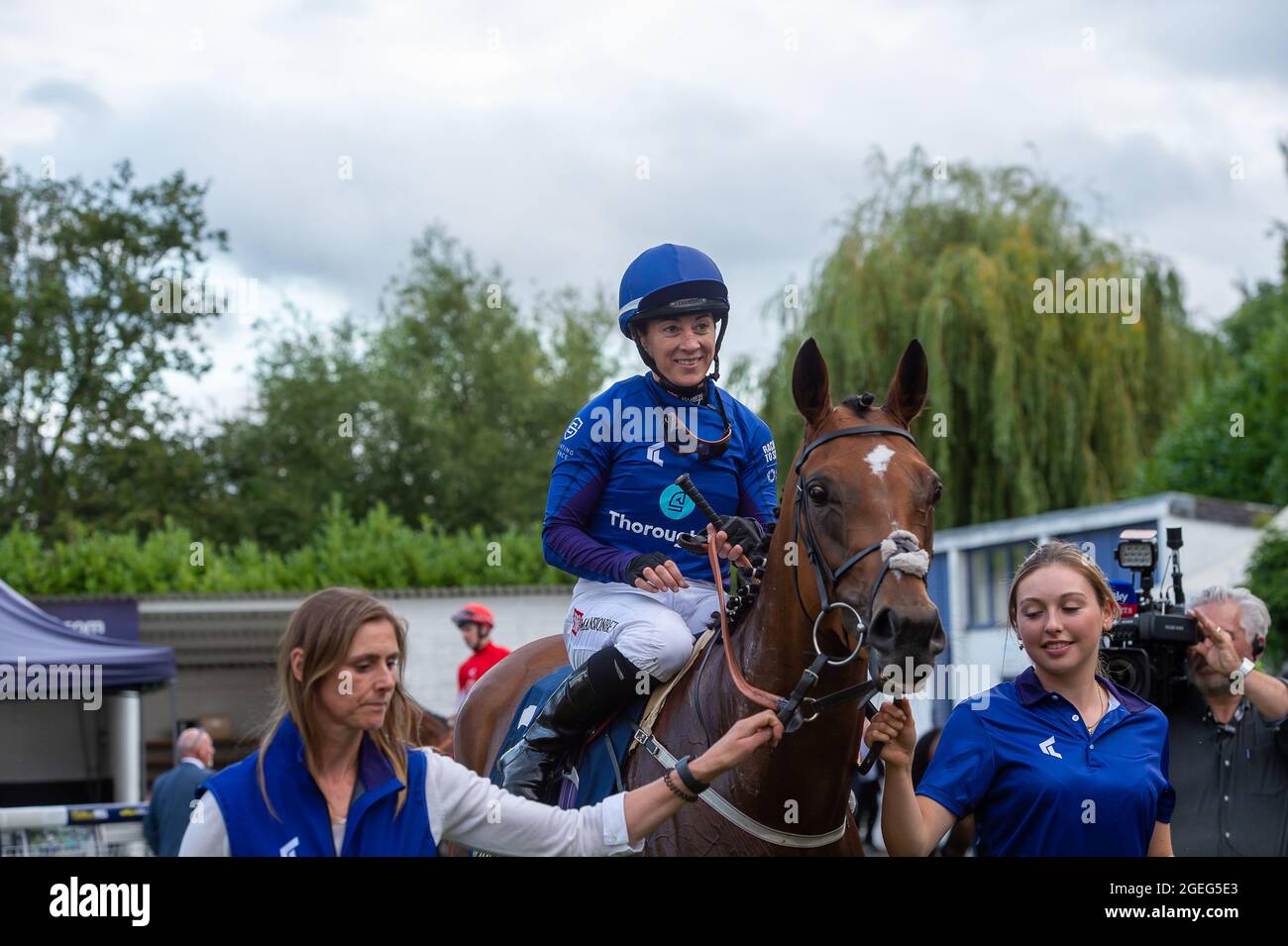 Racing windsor jockeys hi-res stock photography and images - Alamy