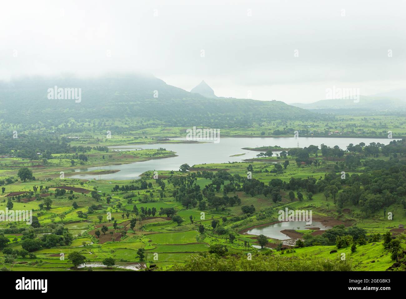 Tringalwadi irrigation dam hi-res stock photography and images - Alamy