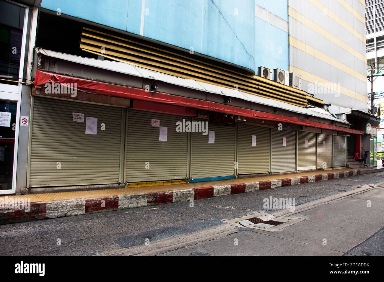 Life lifestyle new normal of thai people and shop department store ...