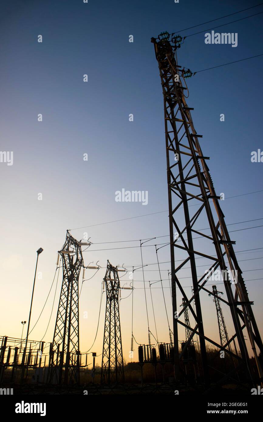 Steel pylons hi-res stock photography and images - Alamy
