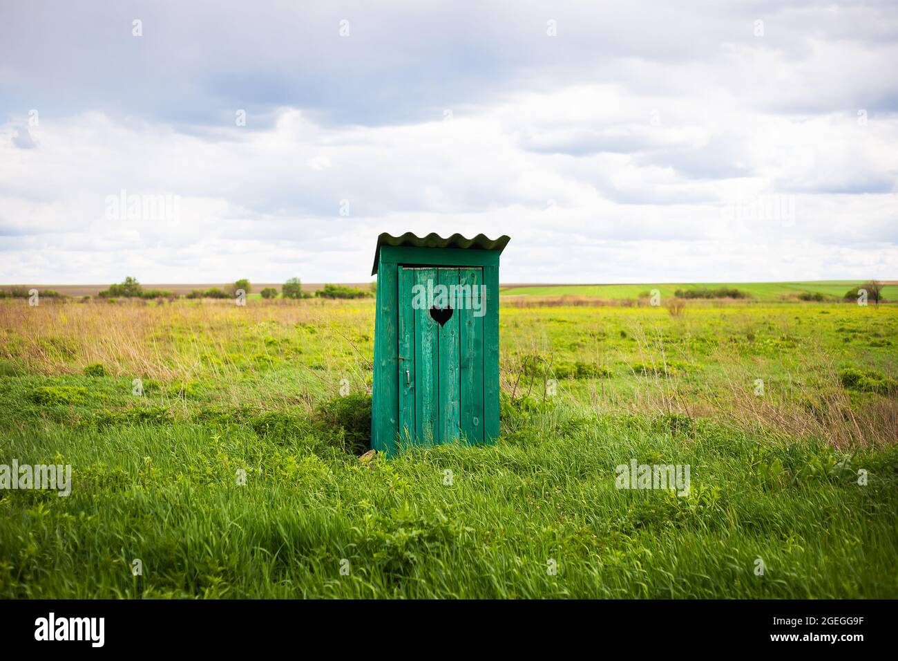 Toilet shaped house hi-res stock photography and images - Alamy