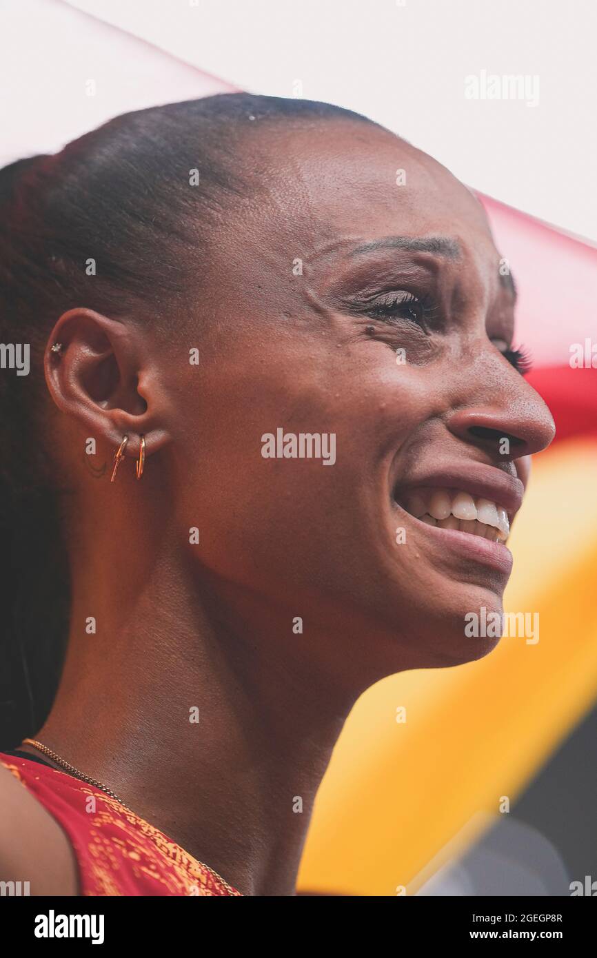 103 / 5000 Resultados de traducción Ana Peleteiro crying after getting ...