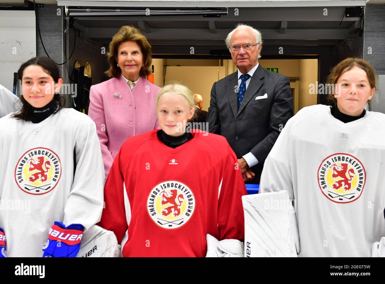 King Carl Gustaf and Queen Silvia meets with a girl's ice hockey team ...