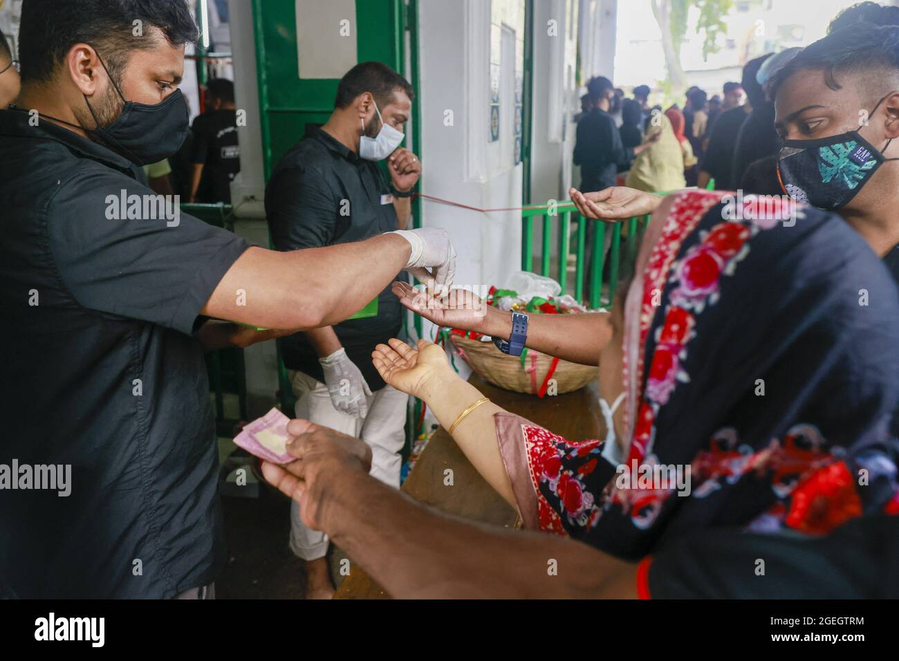 Bangladeshi Shia Muslims have observed Ashura with mourning rituals in ...