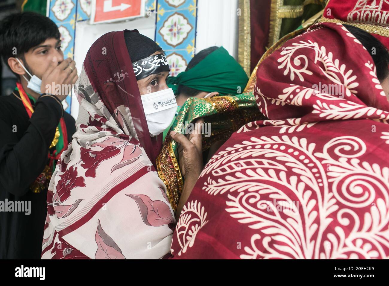 Dhaka, Bangladesh. 20th Aug, 2021. Bangladeshi Shia Muslims take part ...