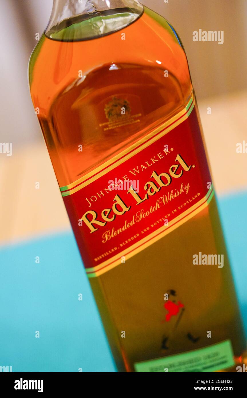 Johnnie walker red label hi-res stock photography and images - Alamy