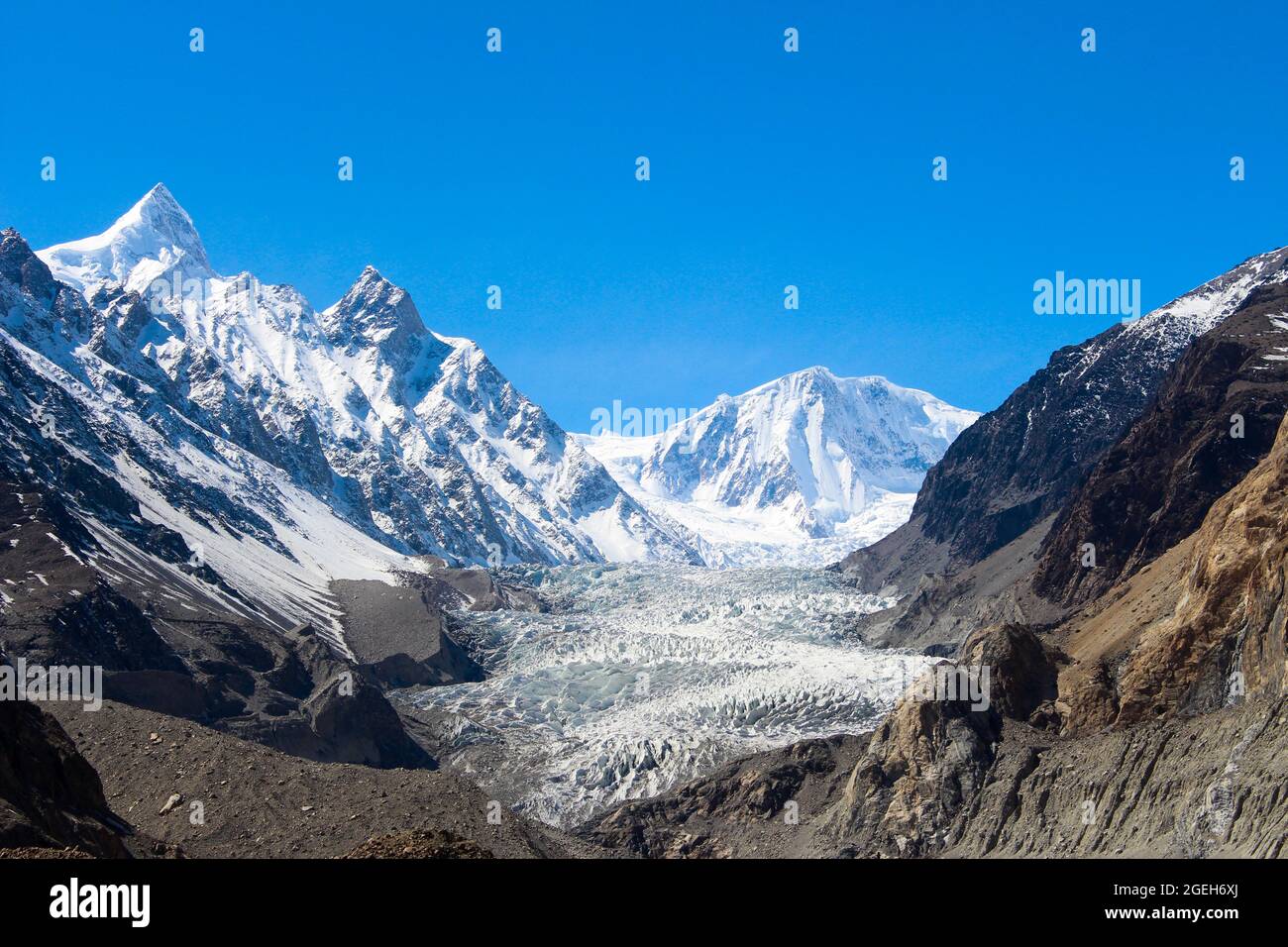 Hunza Valley Mountains covered in snow in north Pakistan, Gilgit ...