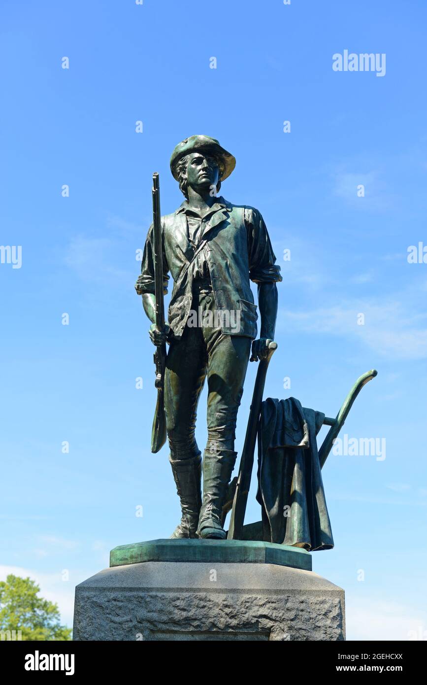 Minute man statue north bridge hi-res stock photography and images - Alamy