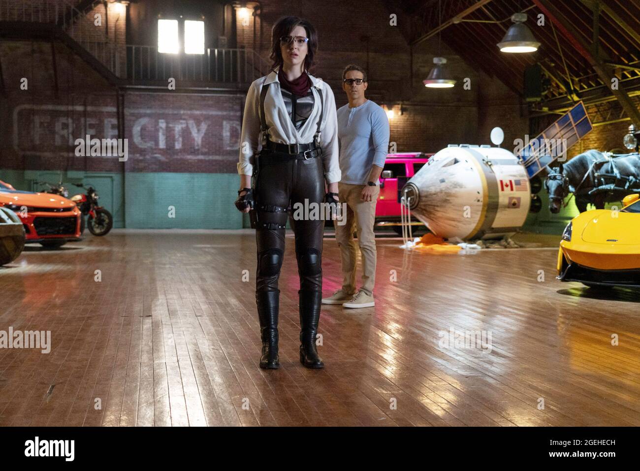 USA. Ryan Reynolds and Jodie Comer in the (C)20th Century Fox new movie ...