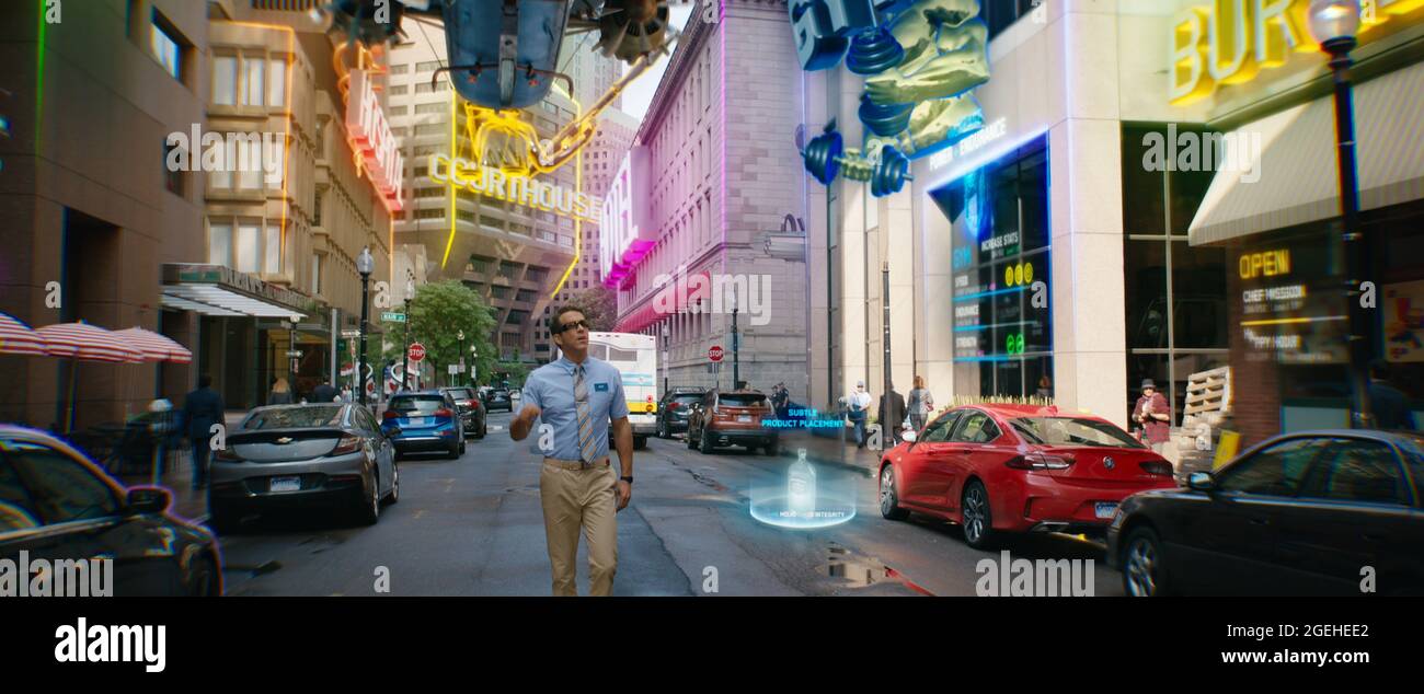 Free guy movie ryan hi-res stock photography and images - Alamy