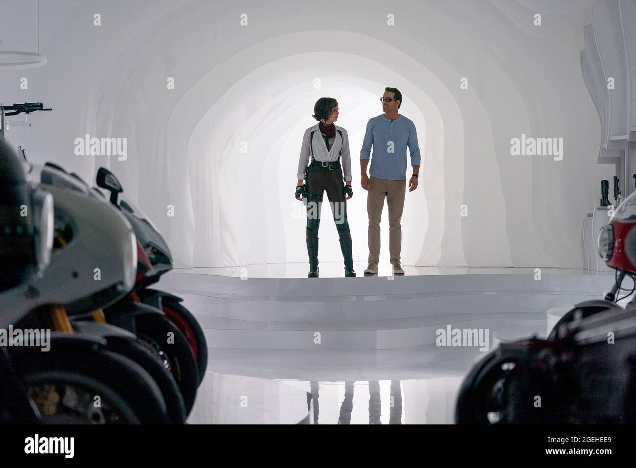 USA. Ryan Reynolds and Jodie Comer in the (C)20th Century Fox new movie ...