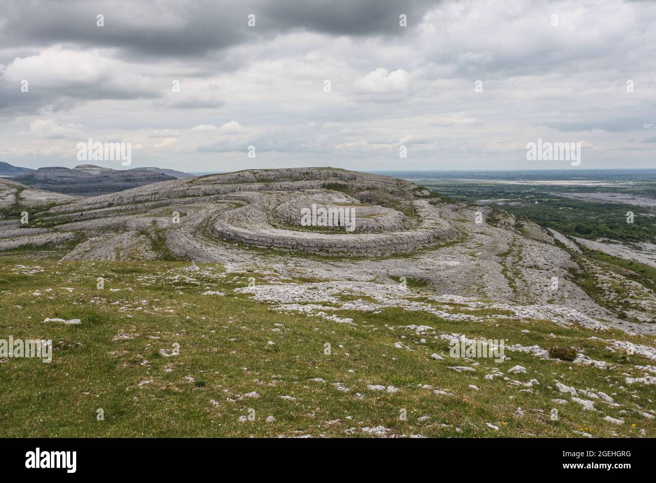 Glaciokarst landforms hi-res stock photography and images - Alamy