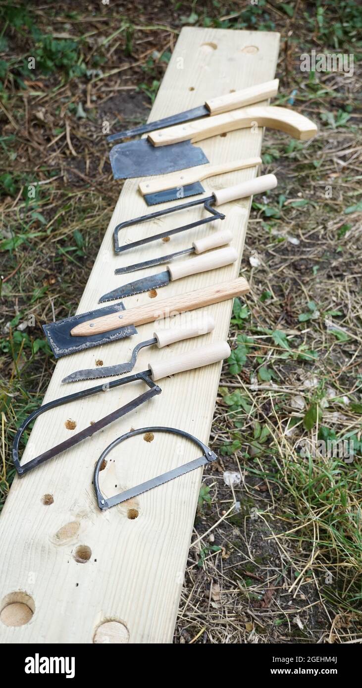 Making hand saws hi-res stock photography and images - Alamy
