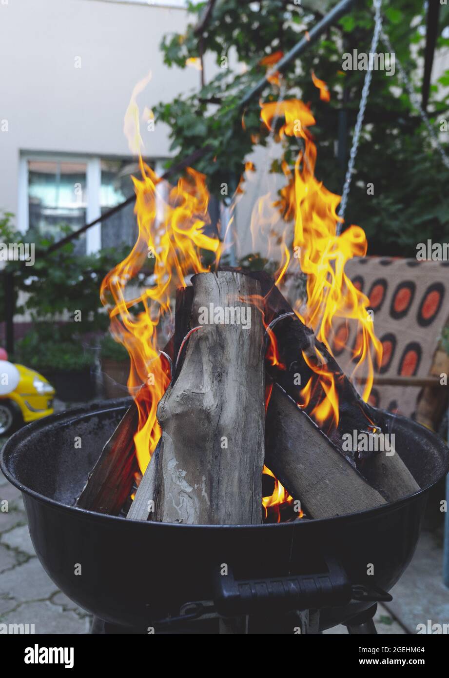 Closeup of burning fire in a grill Stock Photo - Alamy